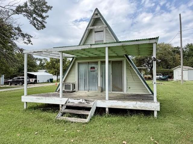 2471 43rd St, Fall River, KS 67047