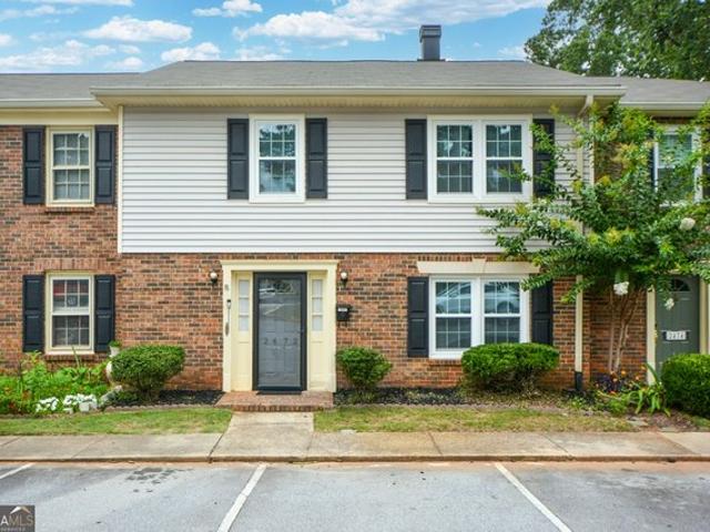 2472 Lehaven Dr, Tucker, GA 30084