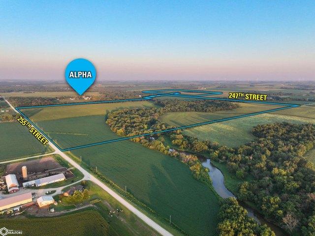 247th St, Waucoma, IA 52171