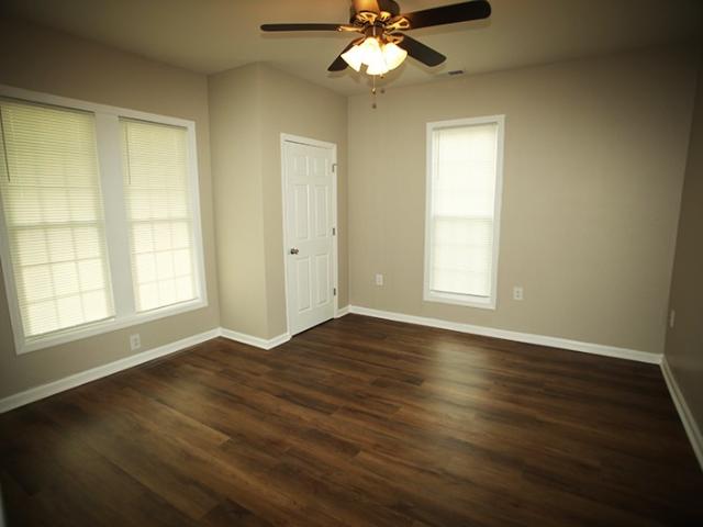 247 Cornwell Ave