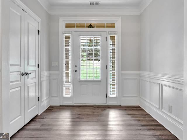 247 Chandler Walk