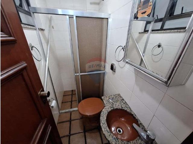 247 Área Útil Apartamento Alugar, 4 Dormitórios localizado em Santa Helena, Juiz de Fora, Minas Gerais, 36015230 | Brasil