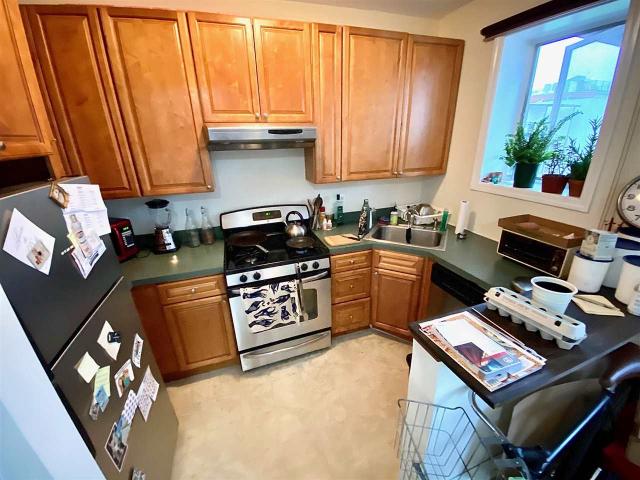 247 Grove St # #4