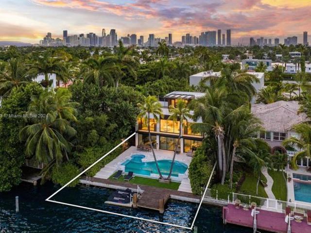 247 E Rivo Alto Dr, Miami Beach, FL 33139