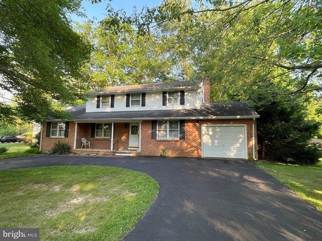 247 Emelia Dr, Bear, DE 19701
