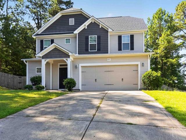 247 Eclipse Dr, Fayetteville, NC 28311