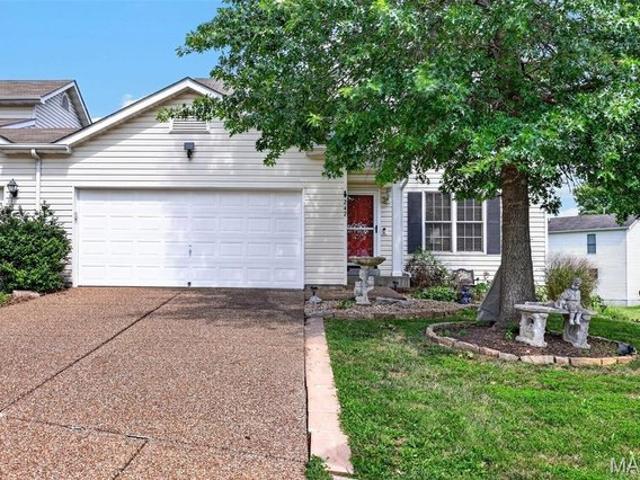 247 John Charles Dr Unit 2163B, Wentzville, MO 63385