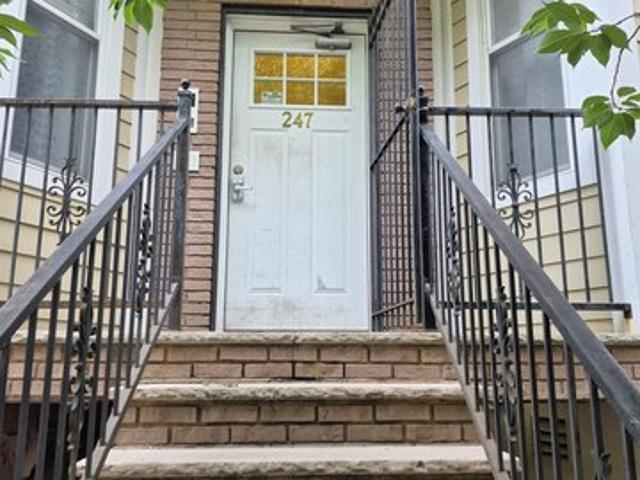 247 Ogden Ave Apt 2R, Jersey City, NJ 07307