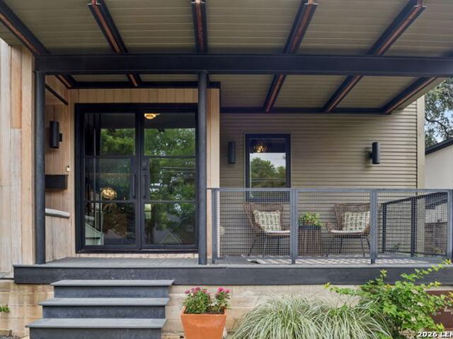 247 Montclair St