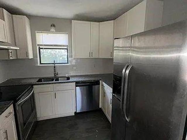 247 Mateo Walk