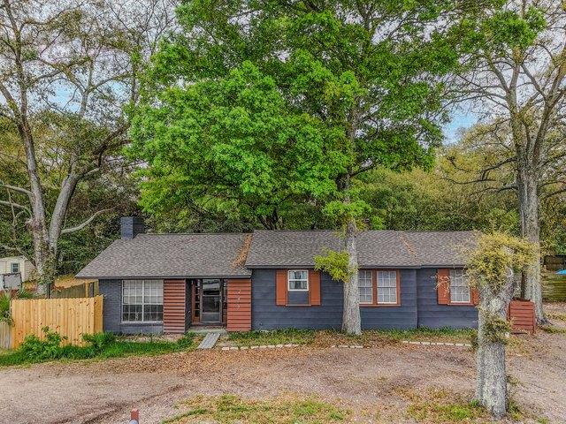 247 NE Highway Ave, Fort Walton Beach, FL 32547