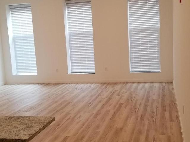 247 S 16th St, Unit 5, Philadelphia, PA 19102 | Compass