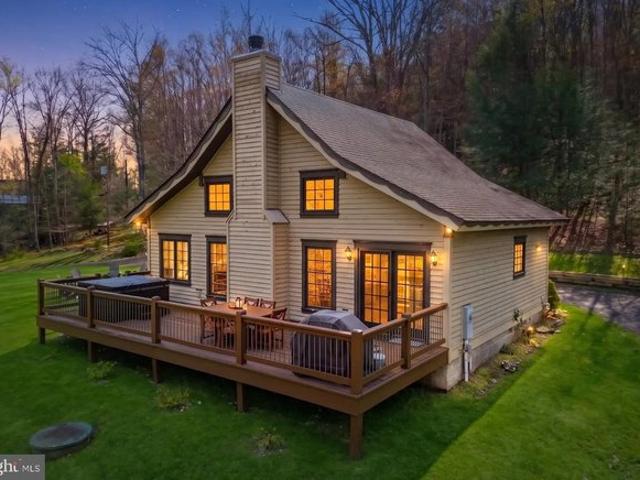247 Sloan Tract Rd, Oakland, MD 21550