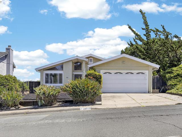 247 Sparrow Dr