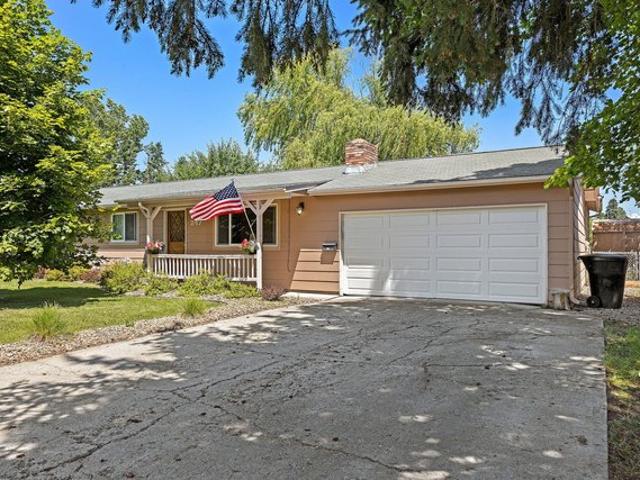 247 Rosewood Dr, Kalispell, MT 59901