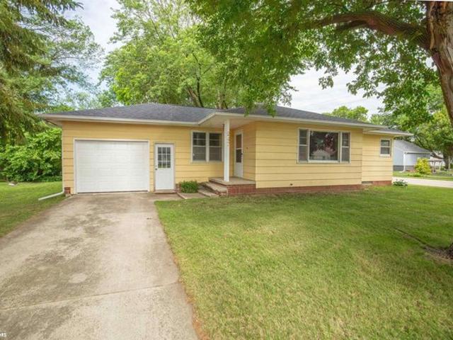 247 Ripley St NW, Titonka, IA 50480