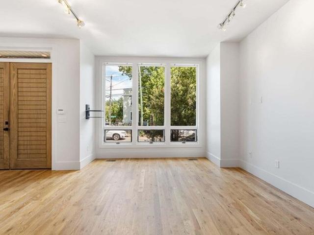 247 Rutledge Ave Apt A, Charleston, SC 29403