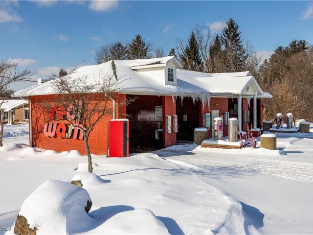 247 W Aurora Road