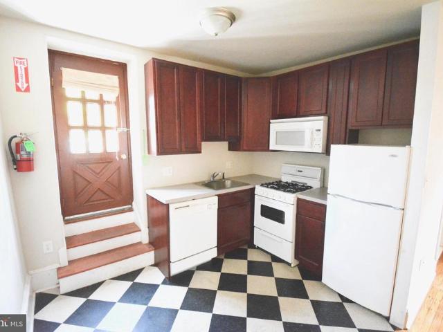 247 W Hansberry Street # 3RD FLOOR