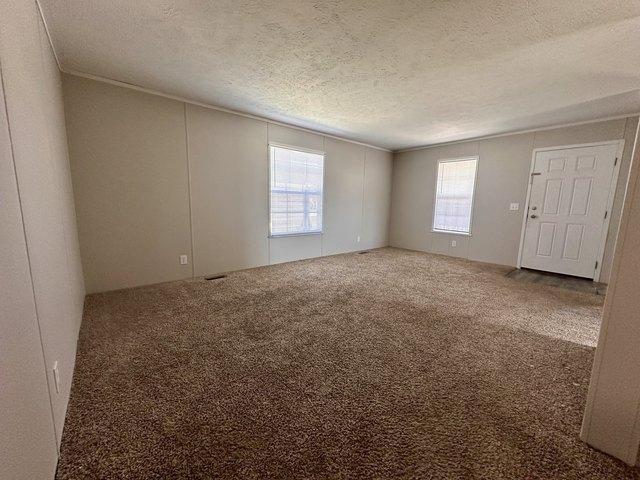 247 Taffy Ln, Muskegon, MI 49442