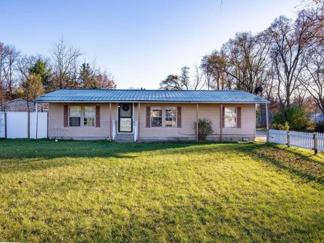 24840 County Road 6, Elkhart, IN 46514