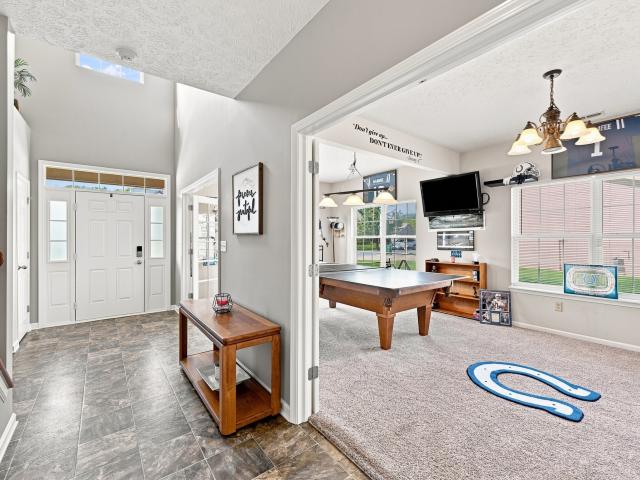 2484 Burgundy Way