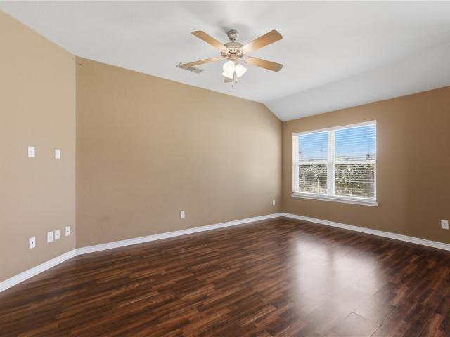 2484 Horse Shoe Drive