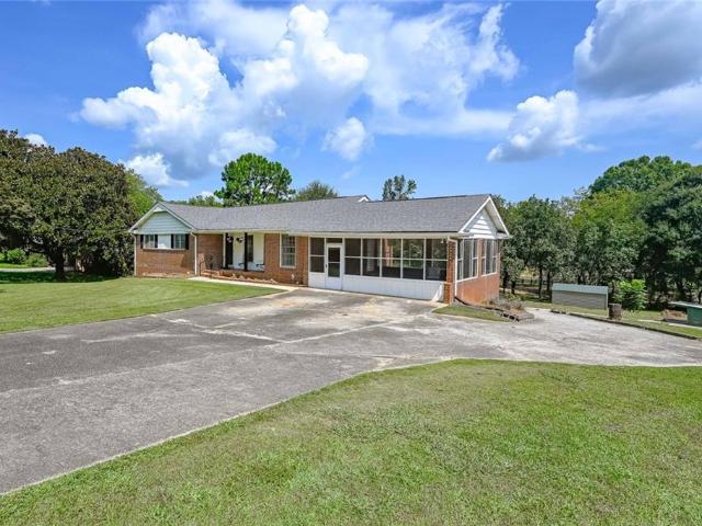 2484 SW Northview Drive