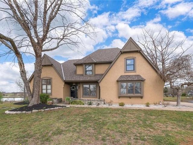 24850 W 189th St, Gardner, KS 66030