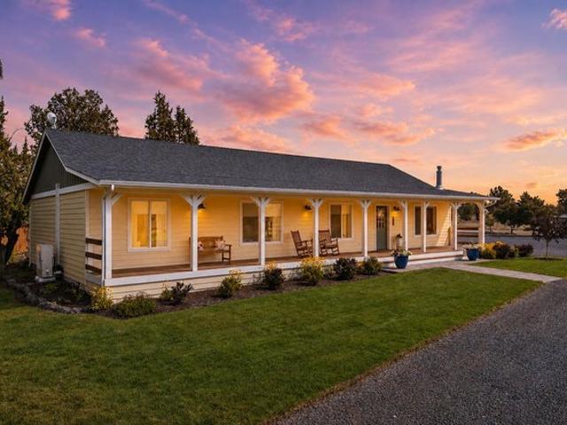 24855 Deer Ln, Bend, OR 97701