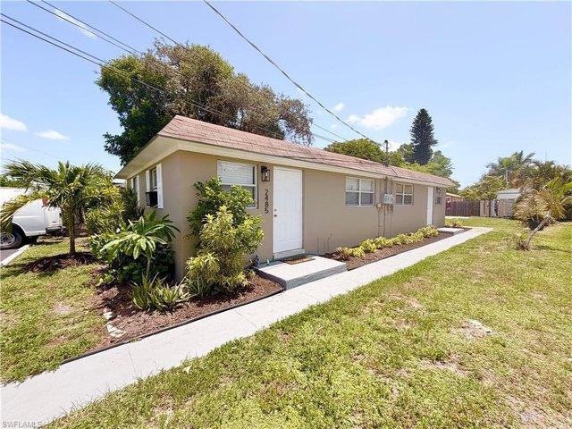 2485 Bayside St, Naples, FL 34112