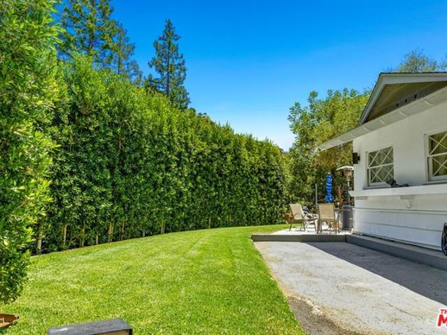 2485 Benedict Canyon Dr, Los Angeles, CA 90210
