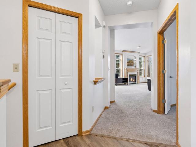 2485 Prairie Oak Trail