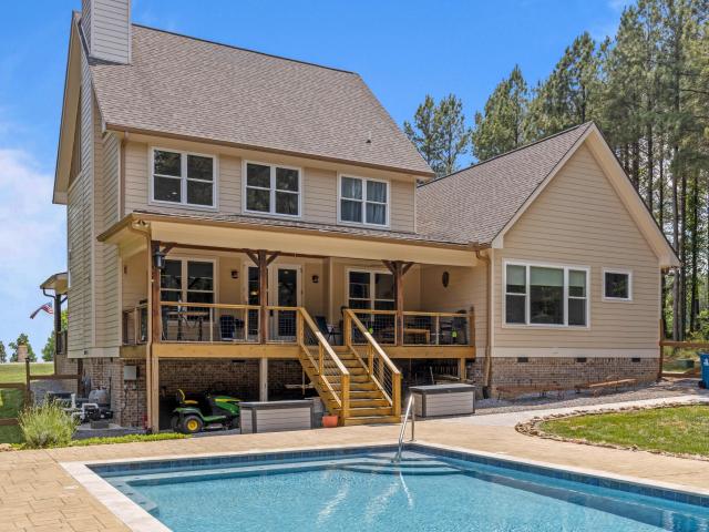 2485 River Bluffs Drive