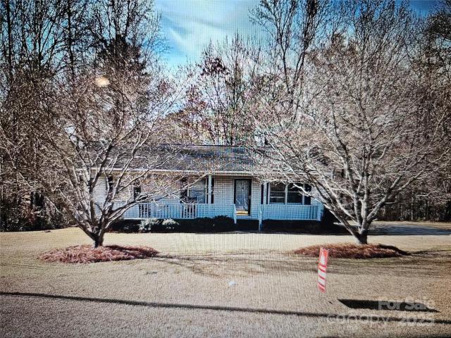 2486 Oxford Cir, Lancaster, SC 29720 | Compass