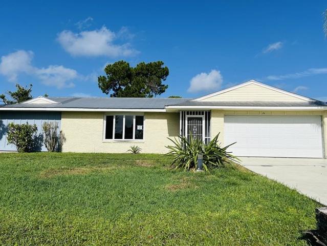 2486 SE Wishbone Rd, Port Saint Lucie, FL 34952