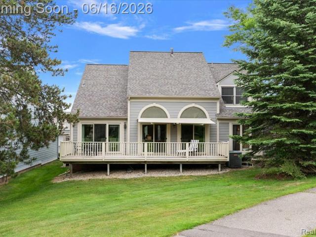2486 Thistle Pointe