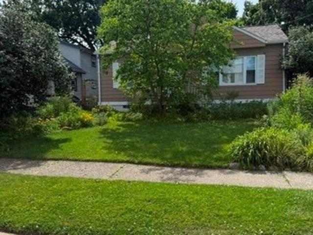 2486 8th St, Cuyahoga Falls, OH 44221