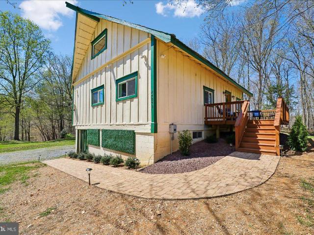 24875 Old Hundred Rd, Dickerson, MD 20842 | MLS #MDMC2227