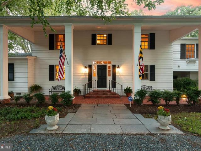 24879 W Ferry Neck Road