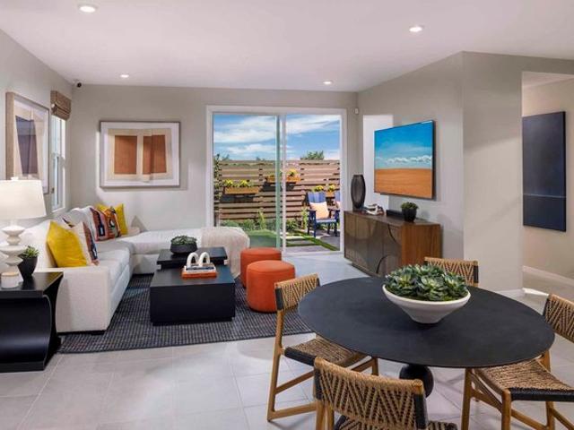 2488 W Rowel Rd, Phoenix, AZ 85085
