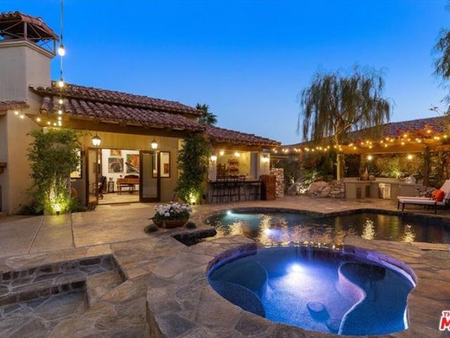 2489 Tuscany Heights Dr, Palm Springs, CA 92262