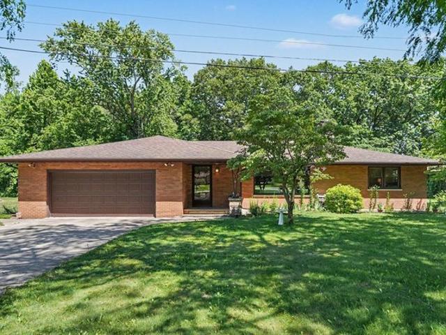 2489 Washington Ave, Saint Joseph, MI 49085