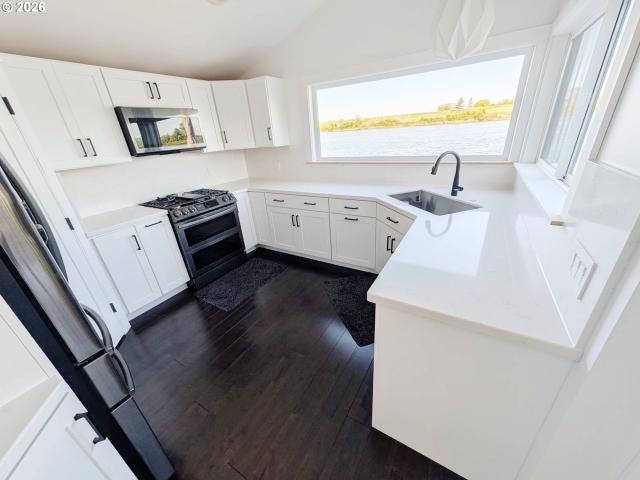 24800 NW Saint Helens RD # L26