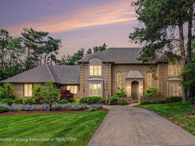 2480 Overglen Ct, East Lansing, MI 48823