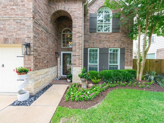 24811 Red Bluff Trail
