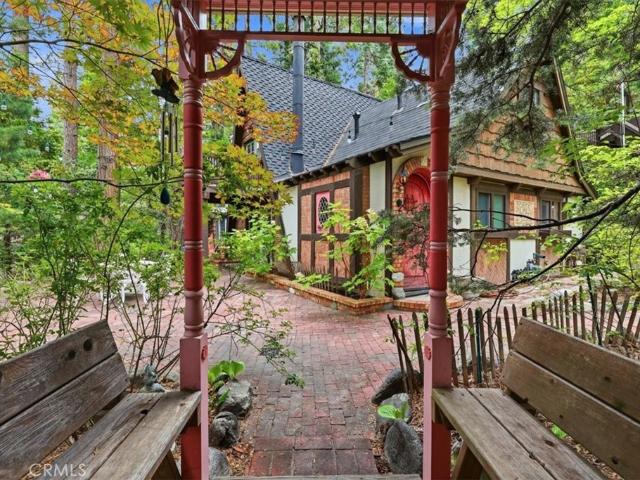 24818 Felsen Drive