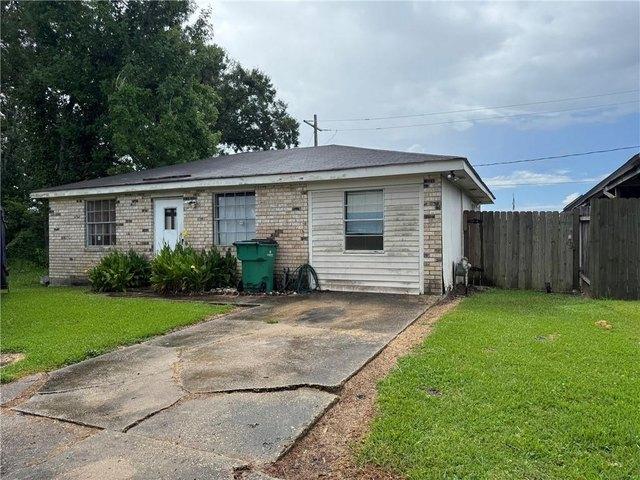 2481 Dolores Dr, Marrero, LA 70072