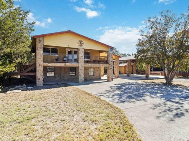2481 Lakeshore Dr, Canyon Lake, TX 78133