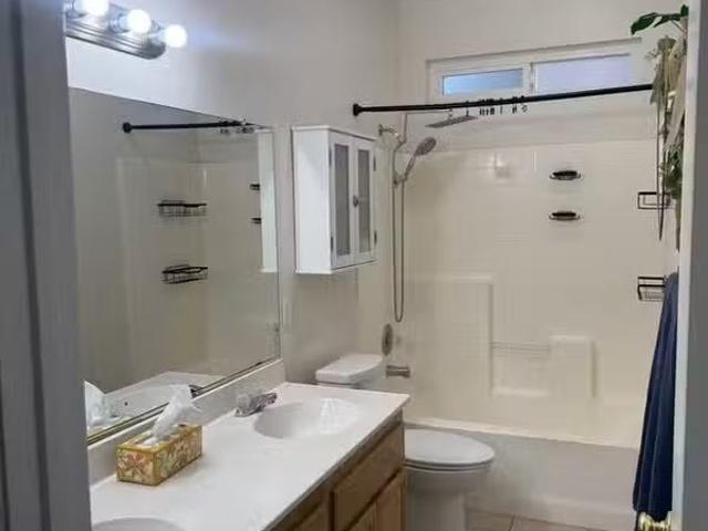 24828 BARITO St Houses in Hemet, CA